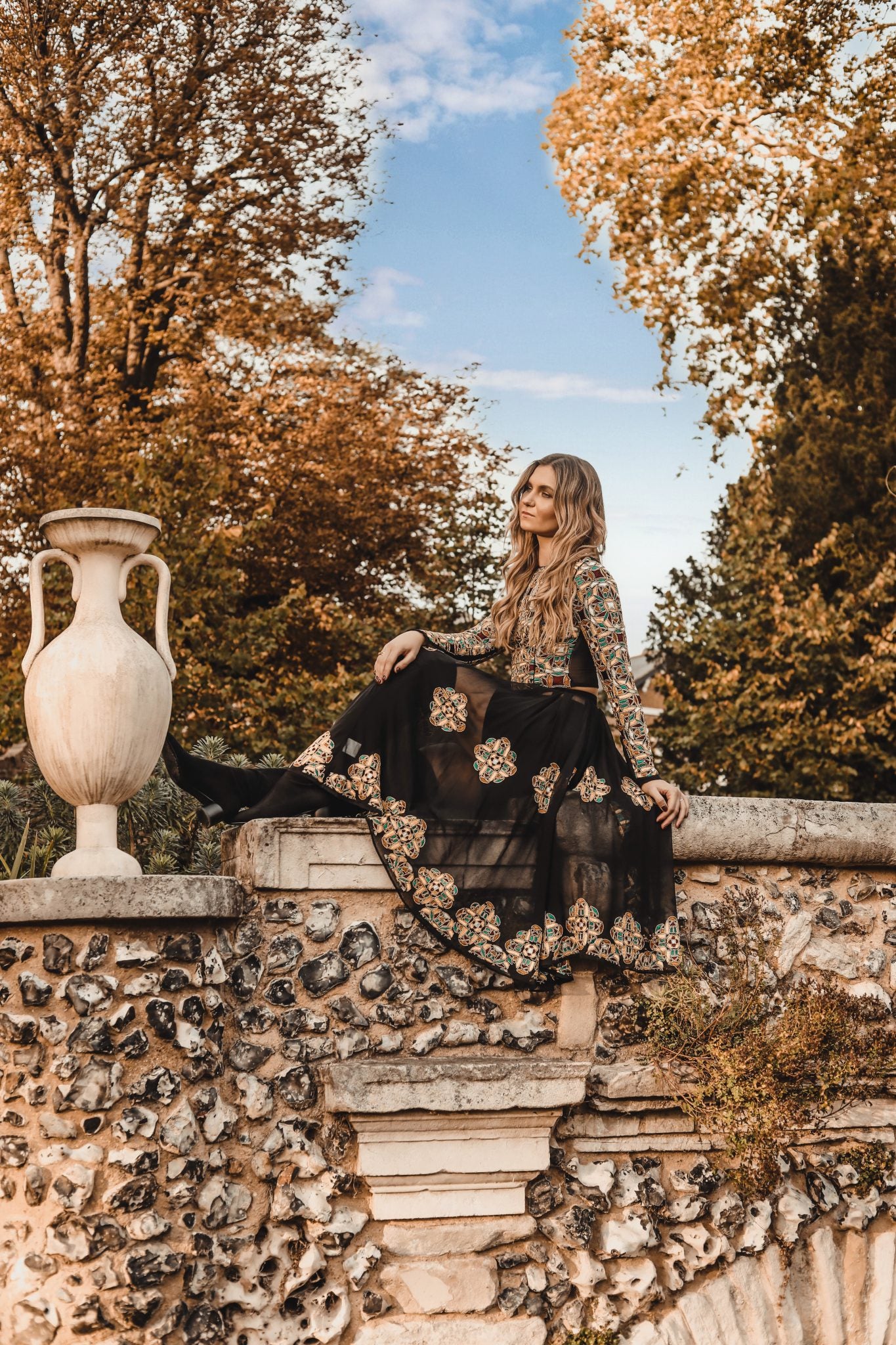 The Simone Magazine – Aarabhi London